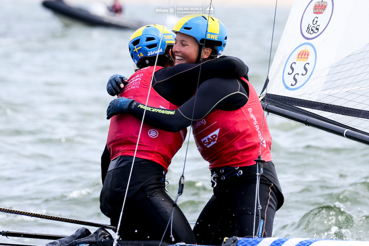Emil och Hanna vann VM-brons i Nacra 17 - KSSS